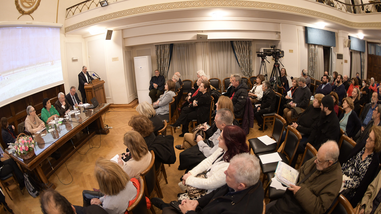 KKE | Ομιλία του Δημήτρη Κουτσούμπα στην παρουσίαση του βιβλίου της Ε ...