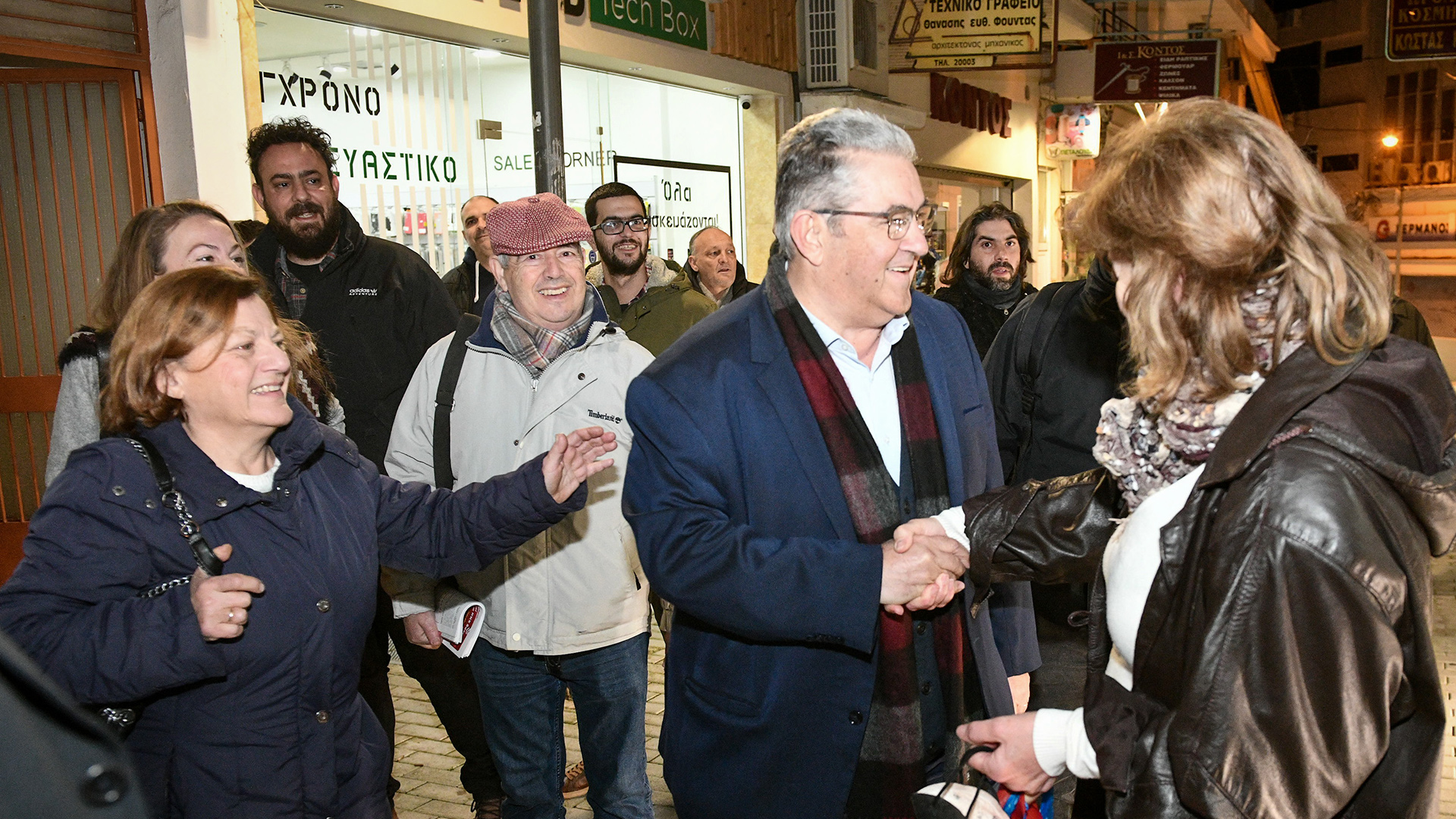 KKE | Από την επίσκεψη του ΓΓ της ΚΕ του ΚΚΕ Δημήτρη Κουτσούμπα στη Λαμία